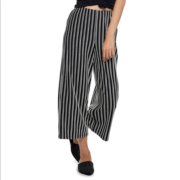 Rewind | Pants & Jumpsuits | Rewind Black And White Wide Leg Culotte ...
